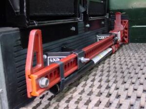 Hi-Lift-Jacks - Vis Land Rover